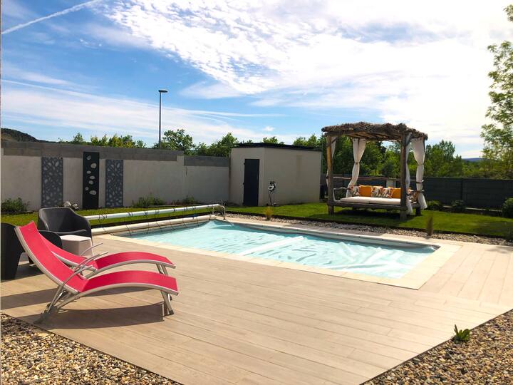 Piscine Chauffée (28°)et Privée. Villa 4 éToiles. - Ruoms