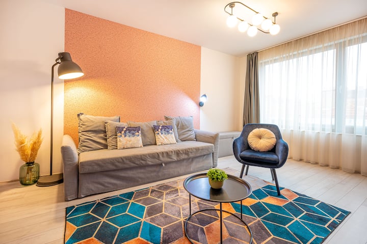 Stylish Apartment With Free Garage And Balcony - Budapest