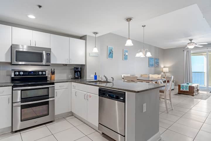 Grand Panama Beach Front 2 Bed 2 Bath, Twin Bunk - Panama City Beach, FL