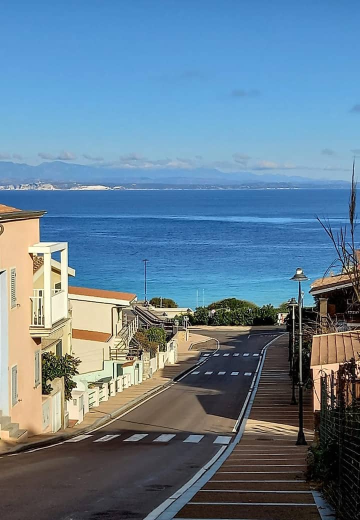 Casa Vacanze A 4 Minuti Da Spiaggia Rena Bianca - Santa Teresa Gallura