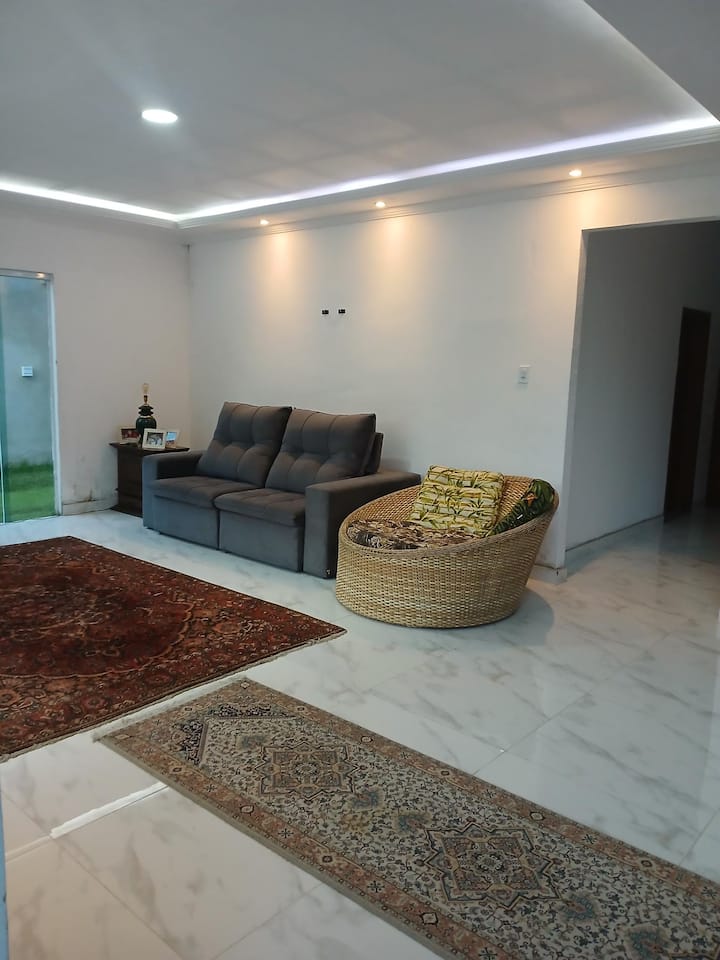 Casa 4 Suítes Em Penedo, Feriados E Fins De Semana - Resende