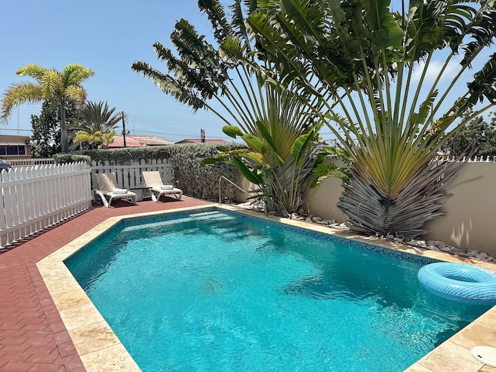 Casa Felis - Stay Near Jan Thiel & Mambo Beach - Curaçao