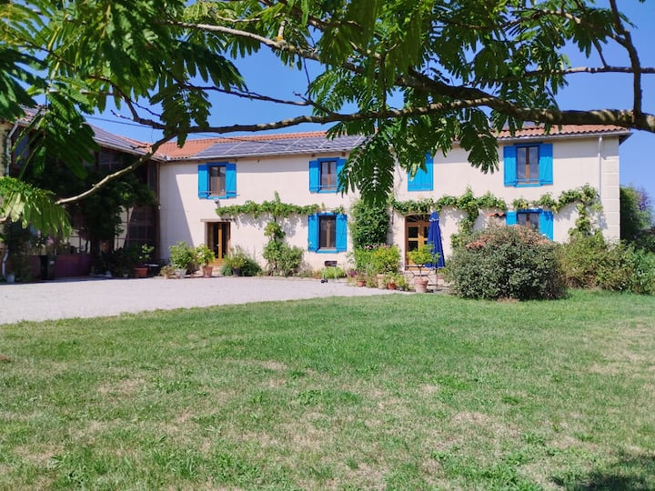 Le Grand Gîte Périssé, 1 Km Du Lac De Puydarrieux - Hautes-Pyrénées