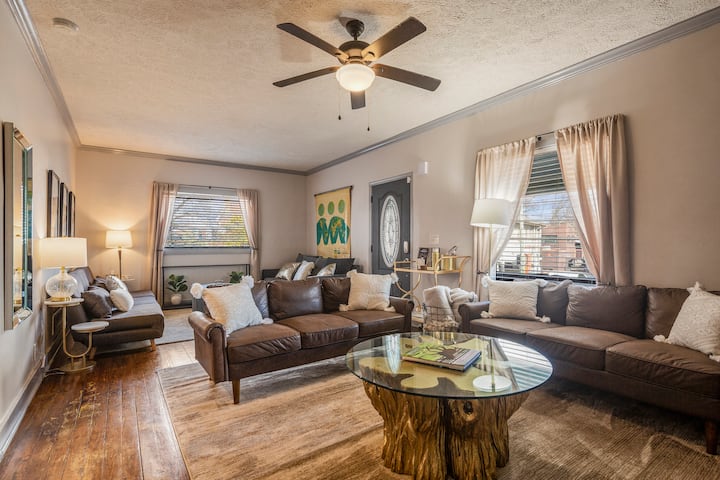 Epic Bardstown Rd Home | Walk To Fun, Stocked, Lux - Louisville, KY