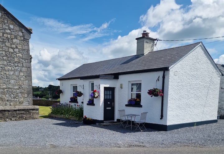 The Speak Easy  Multyfarnham
2 Bedroom + Sofa Bed - Mullingar