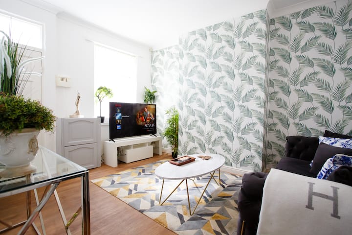 House With Parking/garden Perfect For City/etihad - Manchester