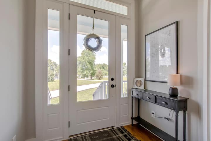 Beautiful Country Farmhouse | Historic Franklin - Franklin, TN