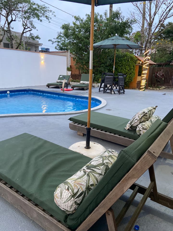 Família Café Da Manhã Praia_chalé 7 Pássaros_park - Itapoá