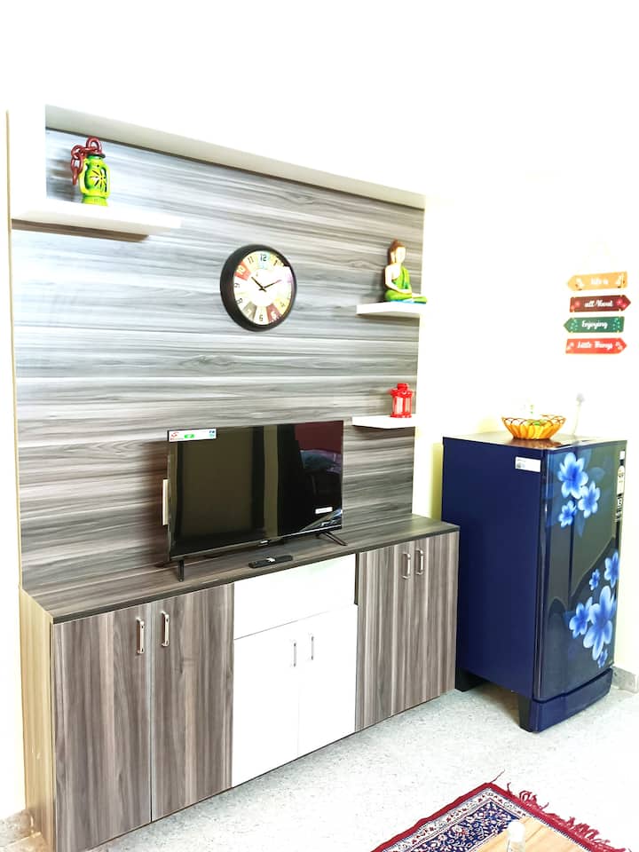Cozy Retreat - 1 (Couple Friendly In Whitefield) - 벵갈루루