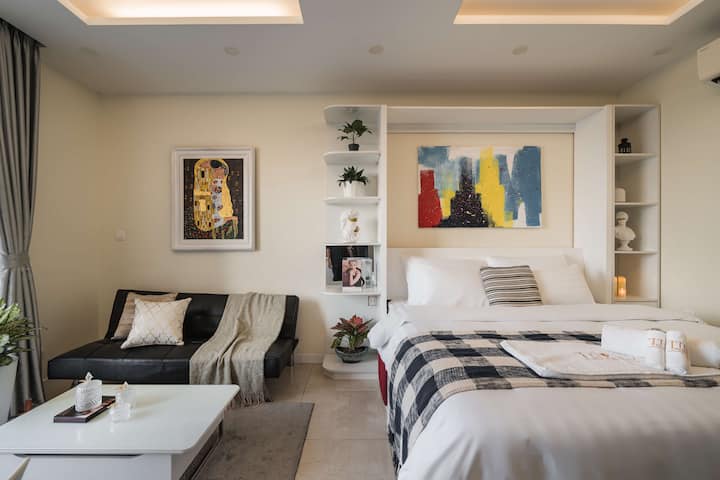 Studio Boutique Apartment/cozy & Vintage/city View - Hanoi