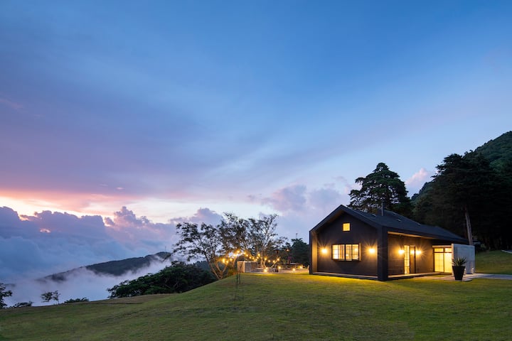 Magical Mountain Retreat With Farm Experience - Costa Rica