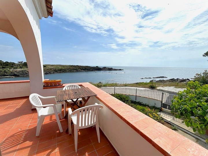307-apartamento, Situado Frente El Mar En Caials. - Cadaqués
