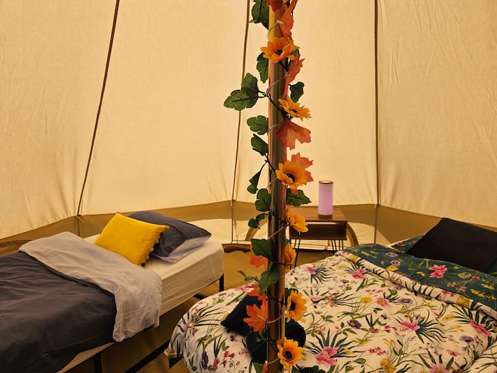 Delightful 5 M Bell Tent In A Special Location - Seaford