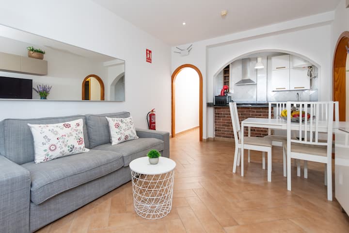 Center Corralejo, Calas Beach 2 Bedroom Apartment - Corralejo