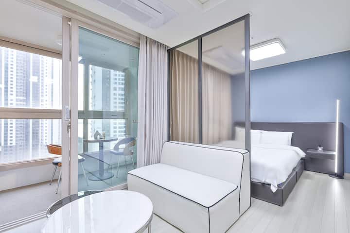 랜드마크송도스테이) 디럭스 파티션룸 - Incheon