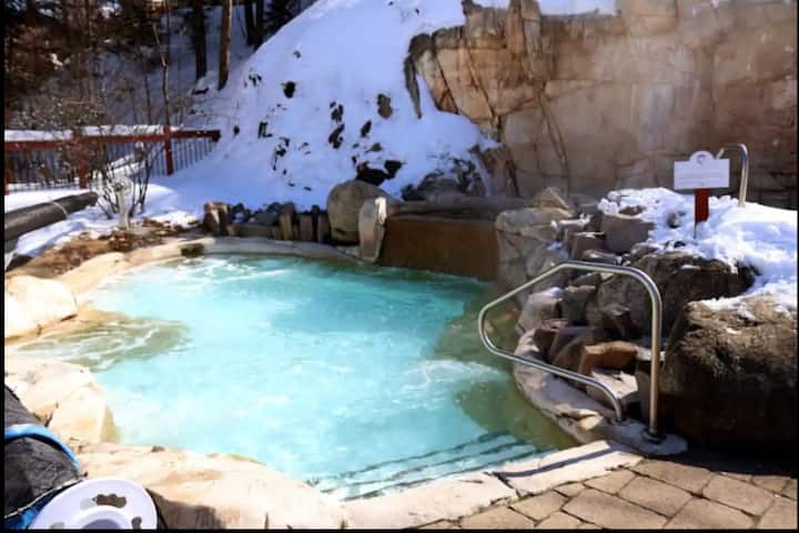 Spa & Sauna Open Tremblant-les-eaux 2bd Condo - Mont-Tremblant
