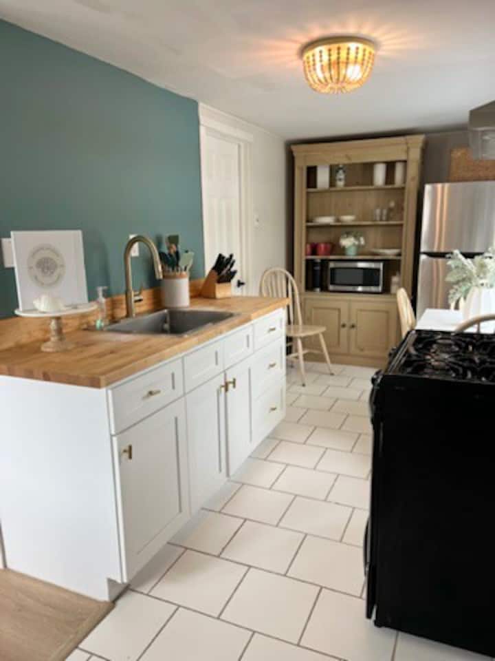 Lovely Nww Apartment, 2 Blocks From The Beach! - North Wildwood, NJ