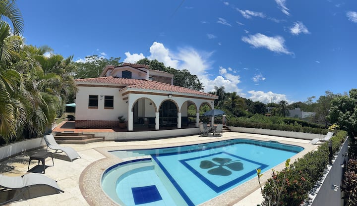 Whanau - Espectacular Casa De Descanso En Melgar - Melgar