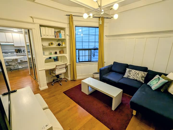 Large Walkable Centric Work-friendly 2-bedroom - San Francisco, CA