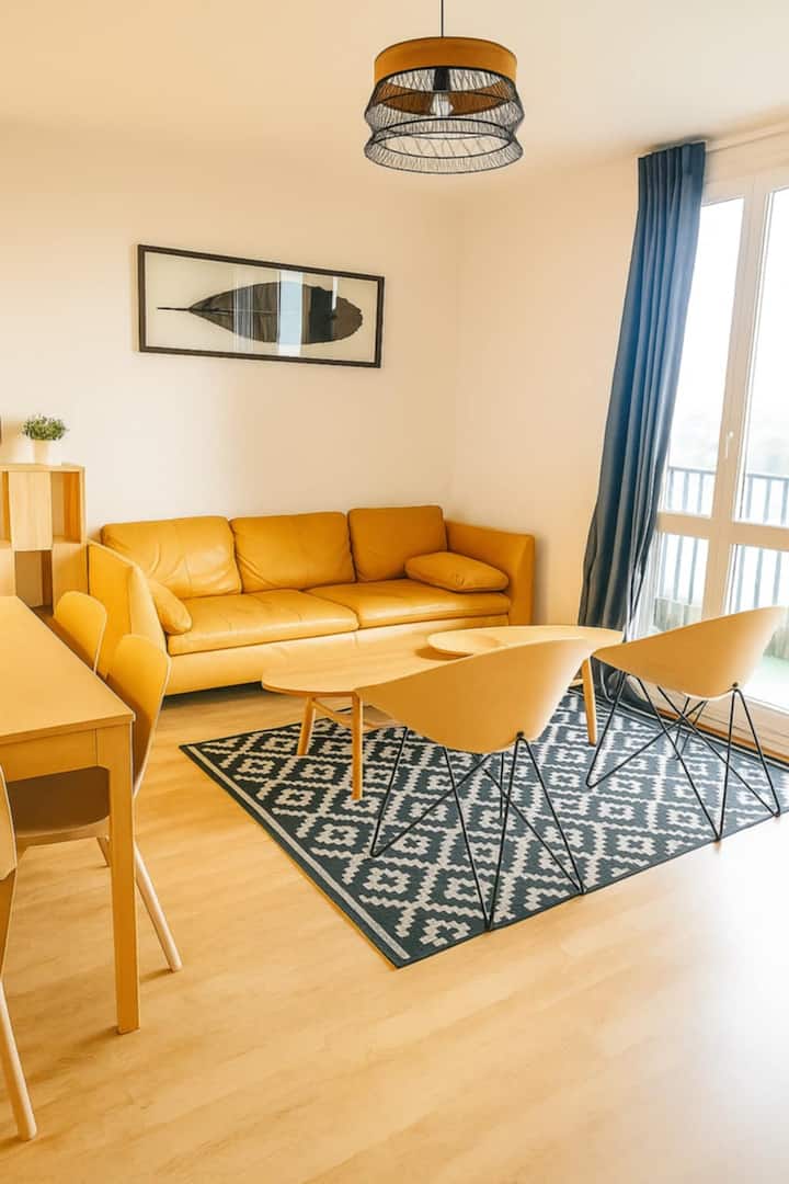 T3 Lumineux, Terrasse + Parking, Vue Montagne - Bayonne, NJ