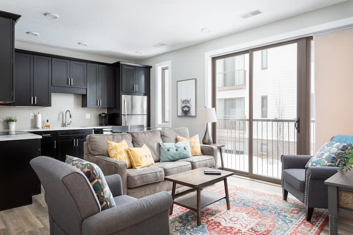 Traverse City Condo 107 - Perfect Location! - Traverse City, MI