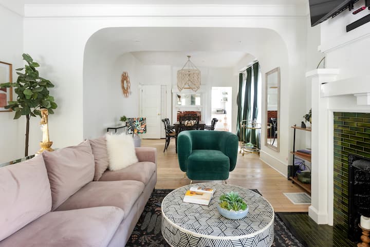 Ice Cream Shop - Designer Apt Near Freedom Park - Atlanta, GA