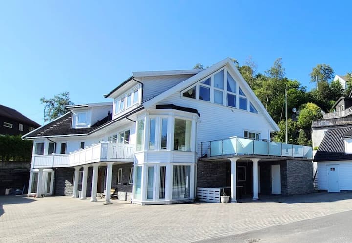 Luxury Home, 10 Min To City - Bergen