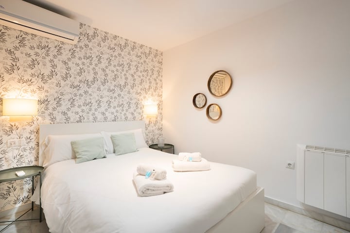 Cozy And Modern Apartment In The Center Of Malaga - Málaga