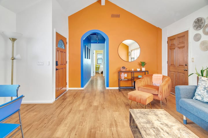 Downtown | Hottub | Sleeps 6 - San Luis Obispo, CA
