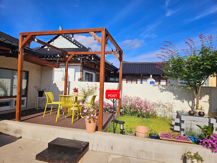 명옥재- 한옥_마당_하루 한팀_ - Corea del Sur