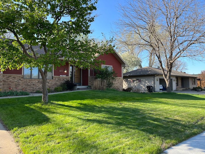 Beautiful Home Away From Home, 5 Minutes To I229. - Harrisburg, SD