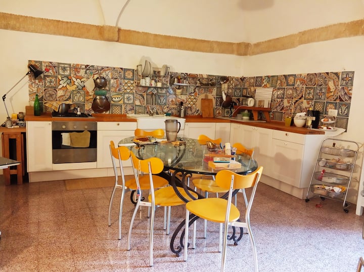 ~Private Room In Historical House - Galatone