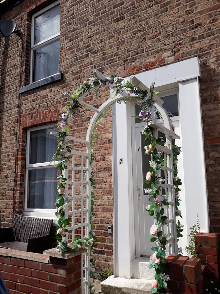 Welcoming Whitby Marina 6-8ppl+dogs Family Home - Ravenscar