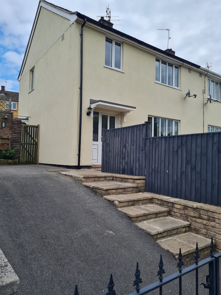 Great Base In Matlock And Close To All Amenities - Matlock