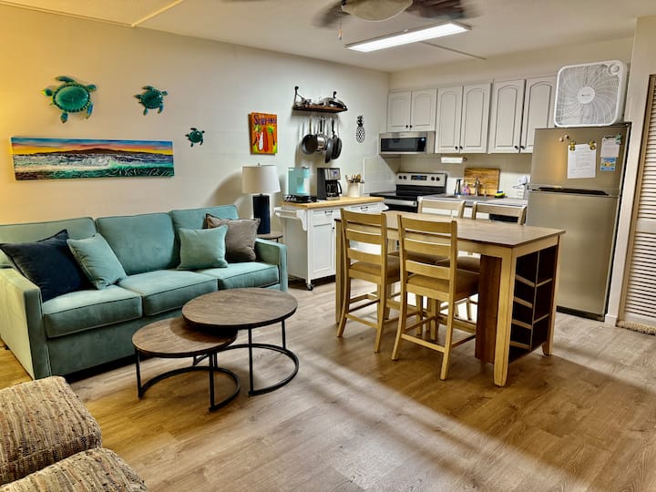 Great Location! Only 200 Steps To Kam Ii Beach, Great For Families! - Maui, HI