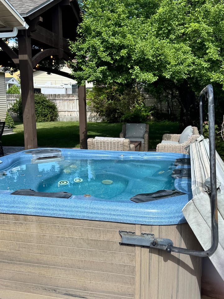 Modern Farmhouse W/hot Tub Near Sundance/byu - Vineyard, UT