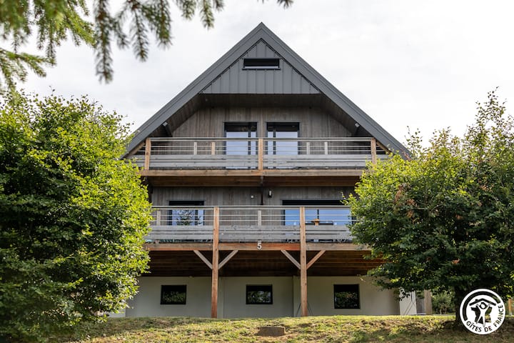 Chalet à Super-besse Avec Vue Imprenable - Super Besse