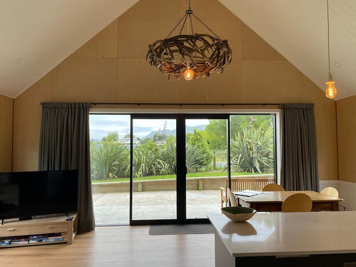 Pluto Road 2 Bedroom Apartment Lumsden - Lumsden, New Zealand