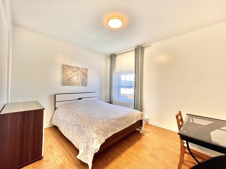 Elegant 3br/atwater Market & Canal Lachine Park - Montreal