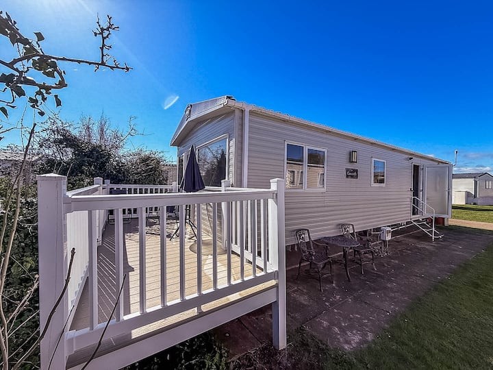 Caravan Nearby The Beach In Suffolk Ref 68030bs - Lowestoft