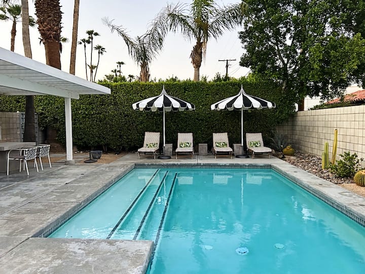Private Mid-century Oasis - Palm Springs, CA