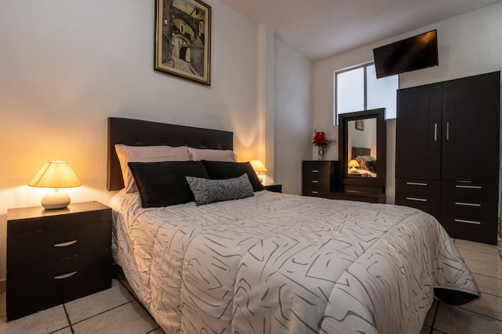 Amueblados Bugambilias Poliforum 2 Personas (101) - Leon