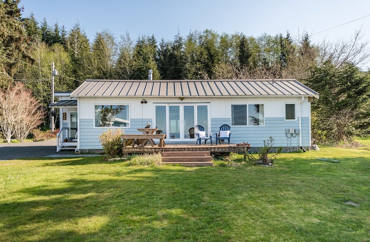 Blue Horizon Beach View Home Strait Of Juan Defuca - Neah Bay, WA