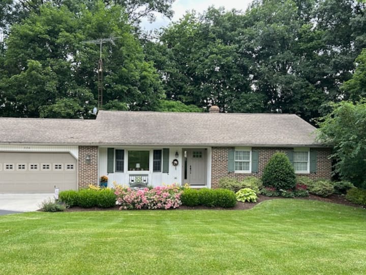 Old Homestead - Rest, Relax And Renew - Laurel Lake, Shippensburg