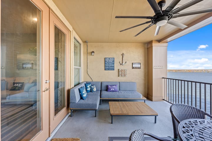Waterfront Retreat With Sunrise Views & Pool - Horseshoe Bay, TX