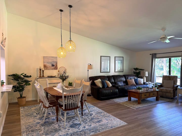 Peaceful Retreat, Pool, Hot Tub, Near Siesta Key! - Big Lake, Osprey