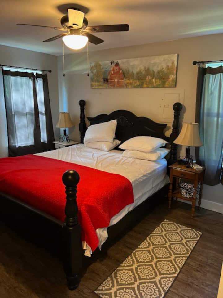 Summerfield Siesta Four Bedroom Home - Tahlequah, OK