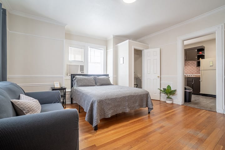 Sunset Heights - Spacious Apt 2 - El Paso, TX