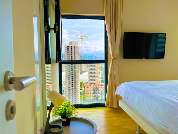 Seo's 2+1 Apartment In Orbi City - Batumi