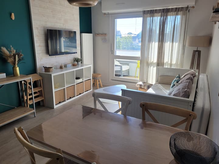 Le Patio, Cosy à 100 M De La Mer - Parking - Wifi - Courseulles-sur-Mer